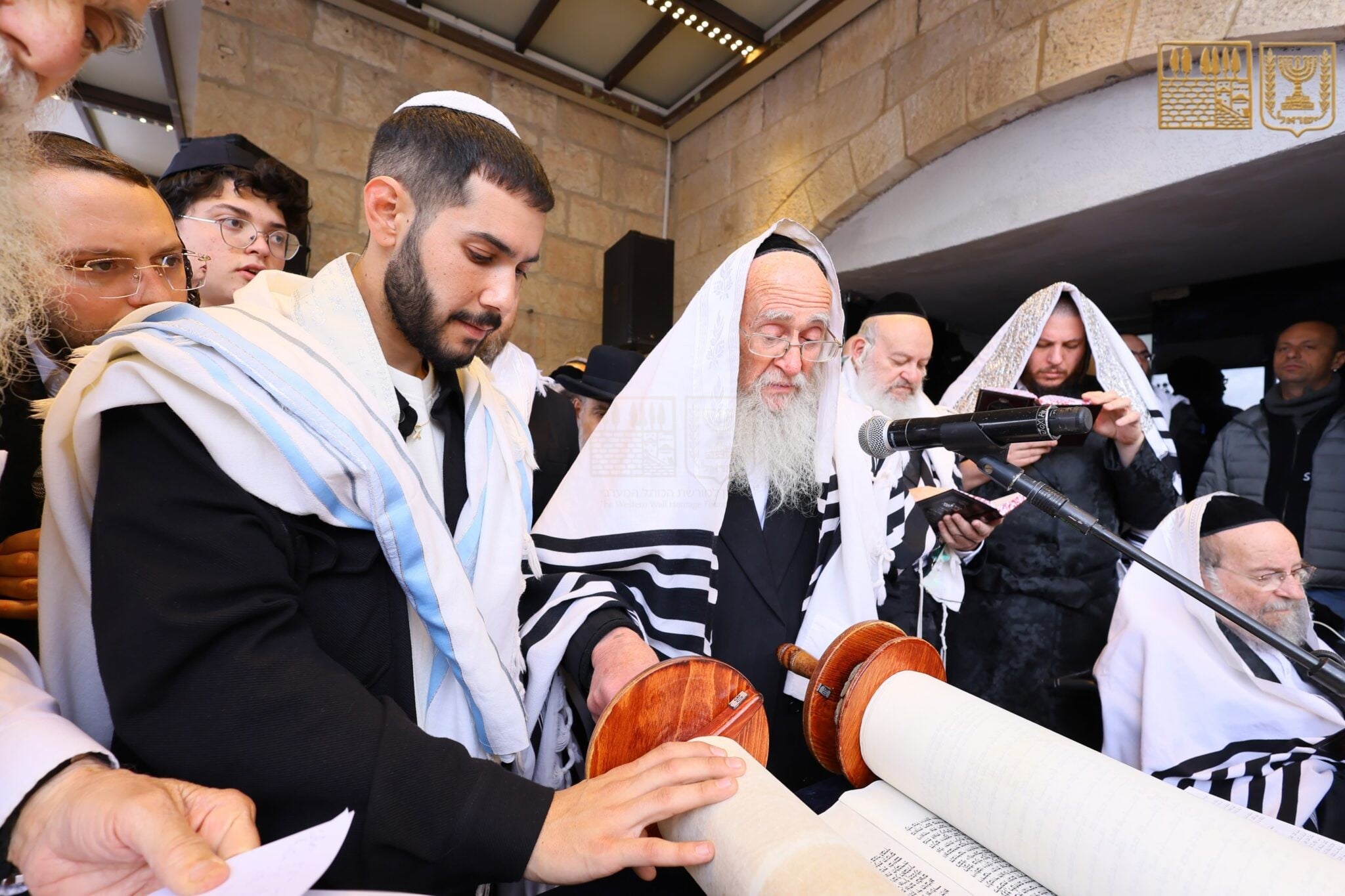 ארכיון Chief rabbis of Israel - The Western Wall, Jerusalem